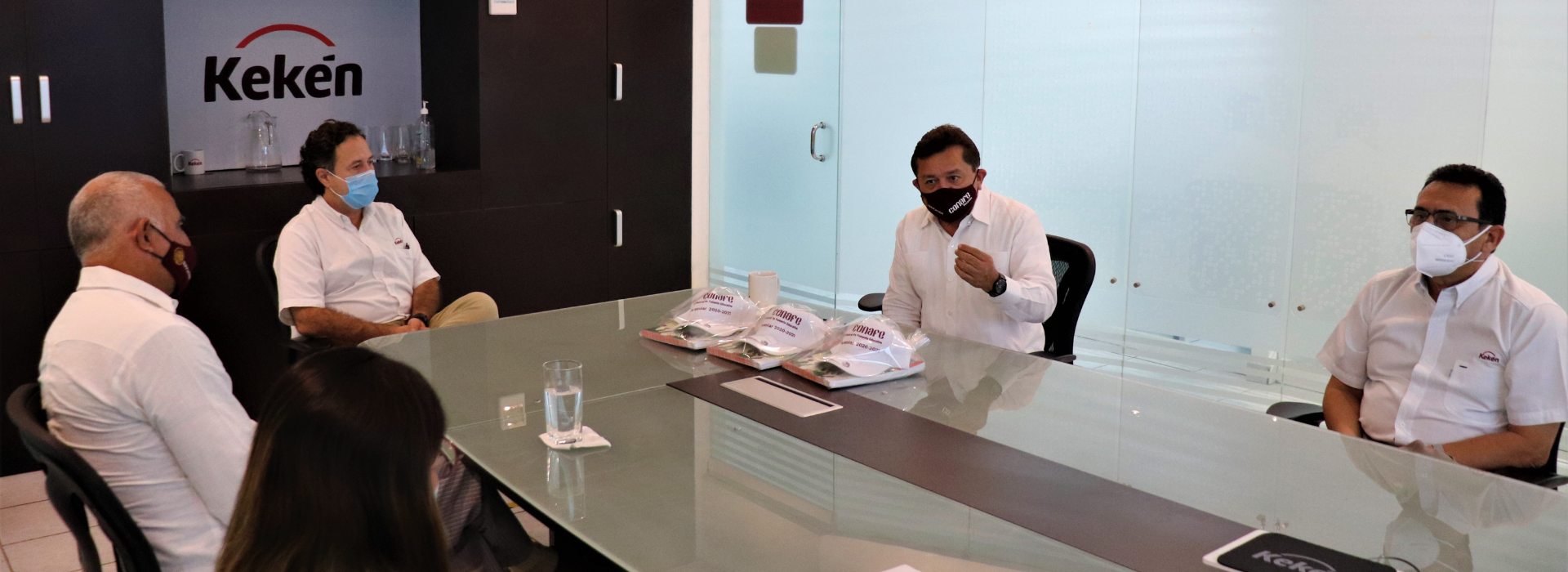 Kekén y CONAFE firman acuerdo con beneficios sociales